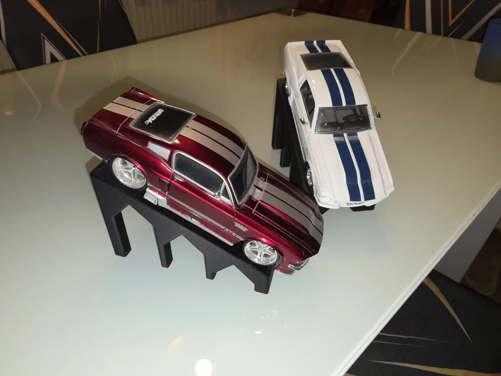 Display stand for model cars (1/24 scale) - Free 3D Print Model ...