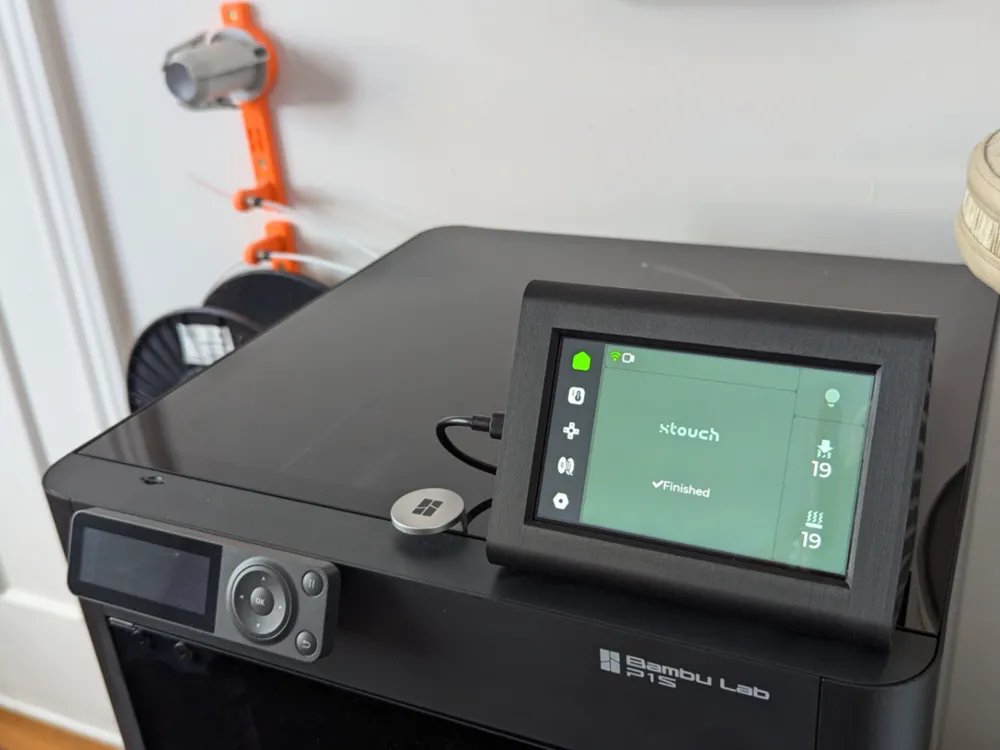 5 Inch xTouch Desk Stand by CharlieWW - MakerWorld