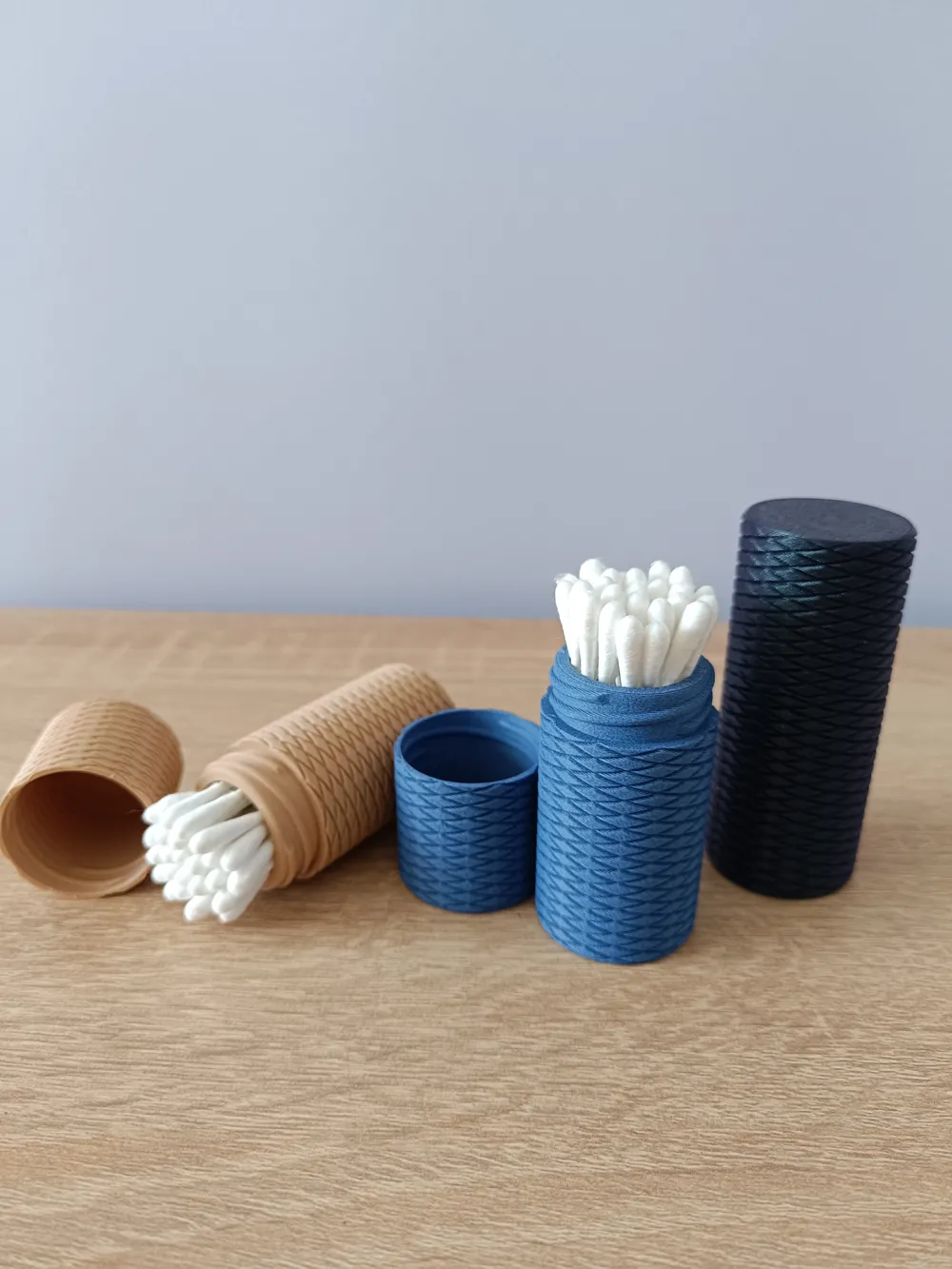 Q-tip travel case,container by Pyciu MakerWorld: Download Free 3D Models