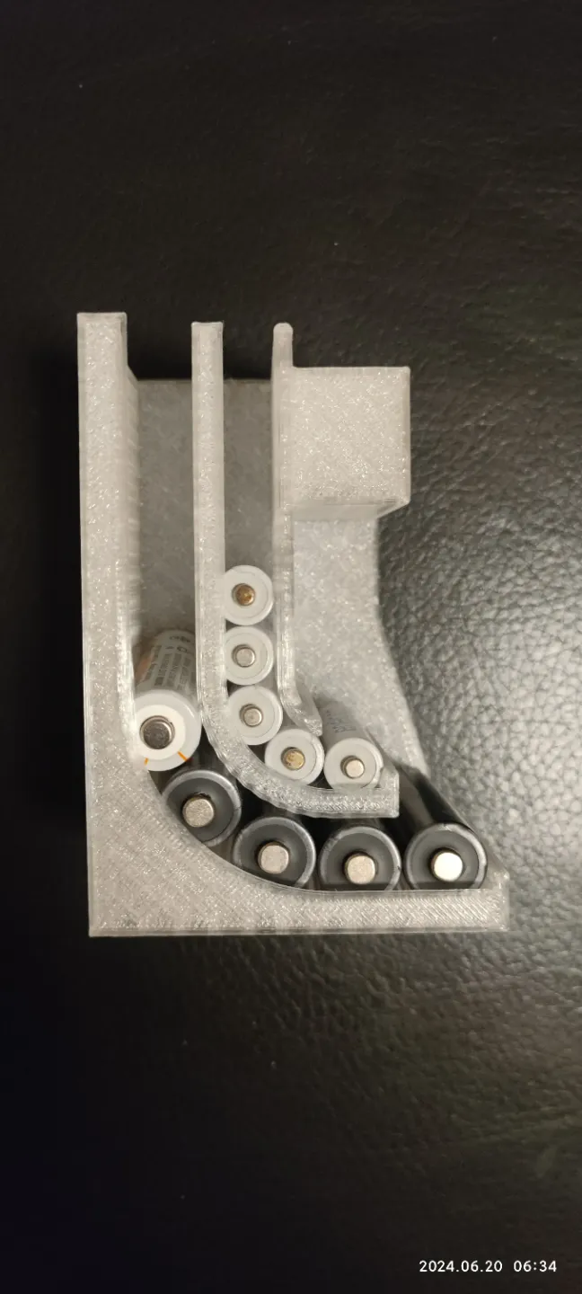 Battery Organizer by Lima MakerWorld: Download Free 3D Models