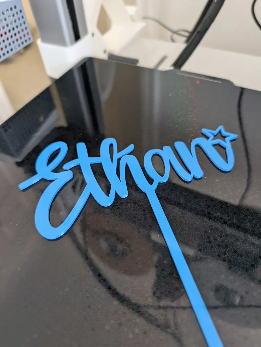 Ethan cake topper - Free 3D Print Model - MakerWorld