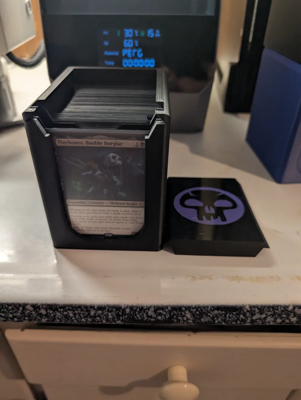 MTG Commander Deck Box with Symbols - Free 3D Print Model - MakerWorld