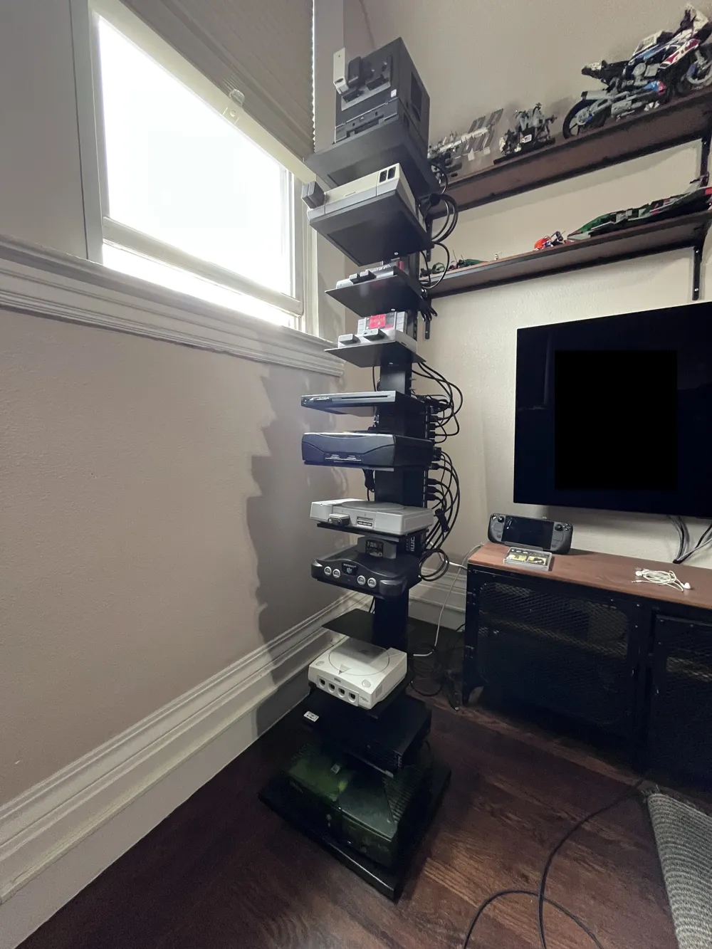 Retro Tower of Power - Free 3D Print Model - MakerWorld