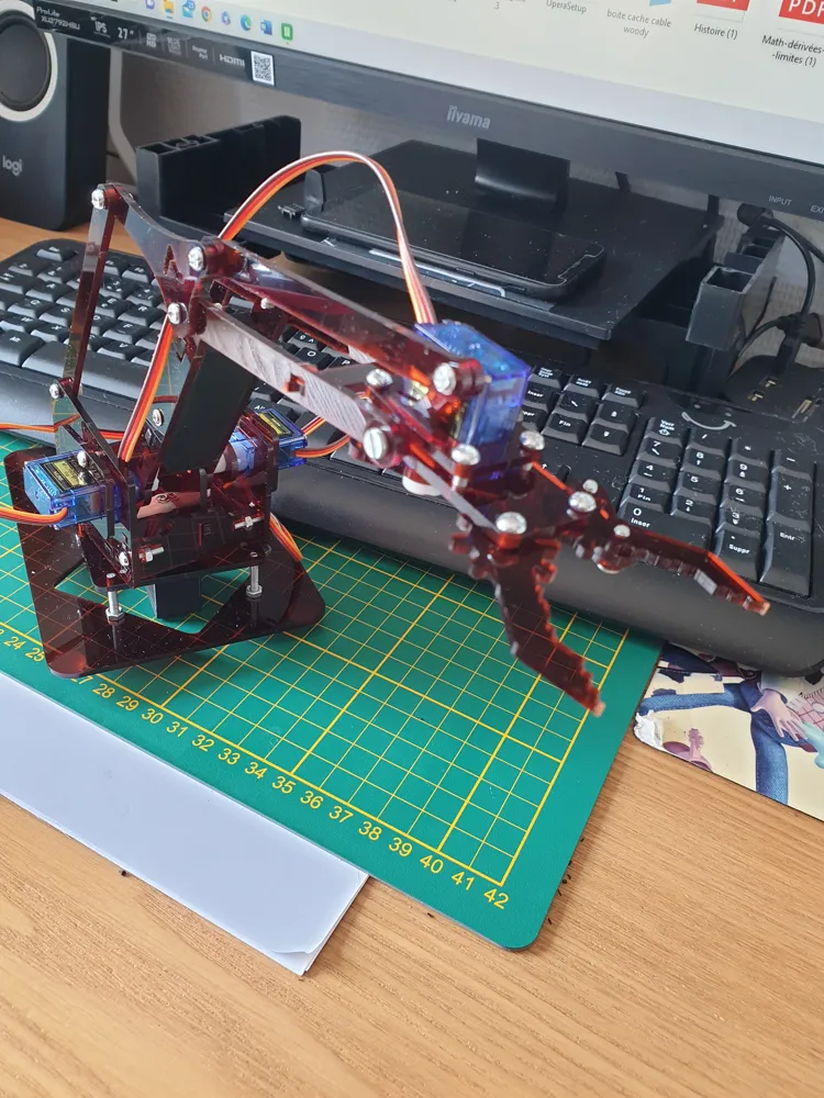 Pièce du bras central pince arm robot for arduino by minivanbuzz ...