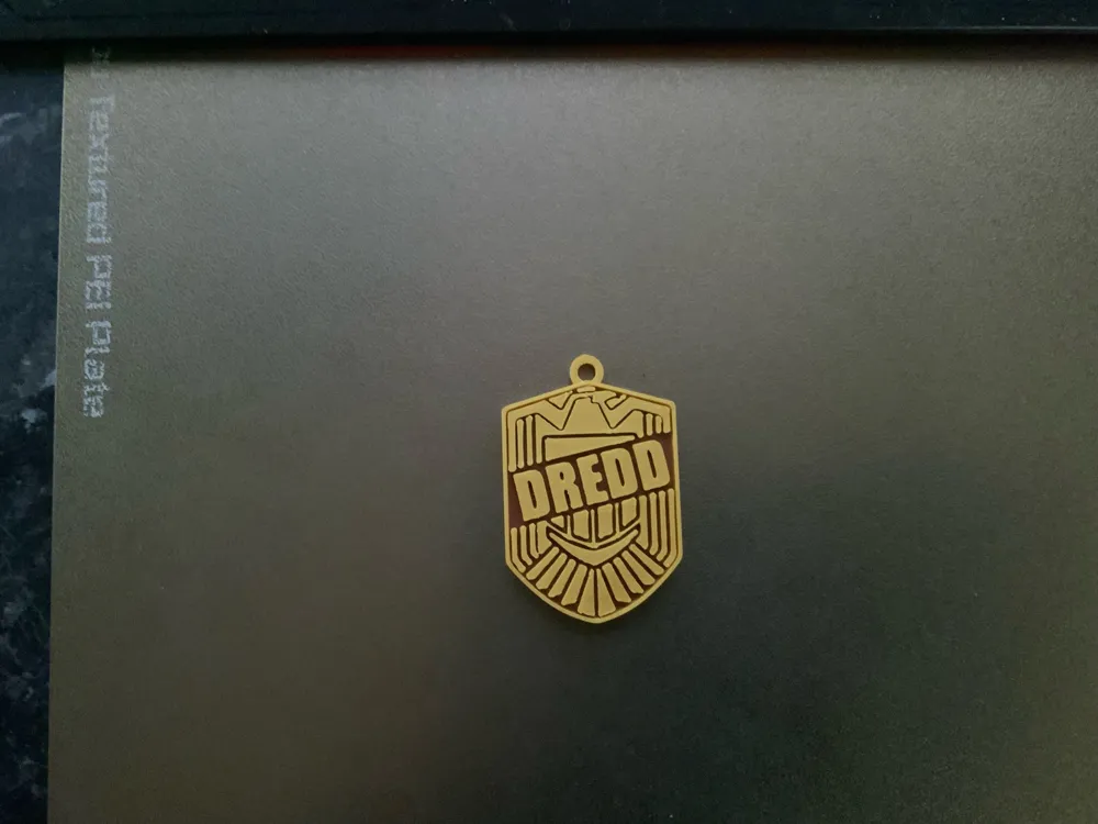 judge dredd shield keychain/charm(free commercial) by dominator334 ...
