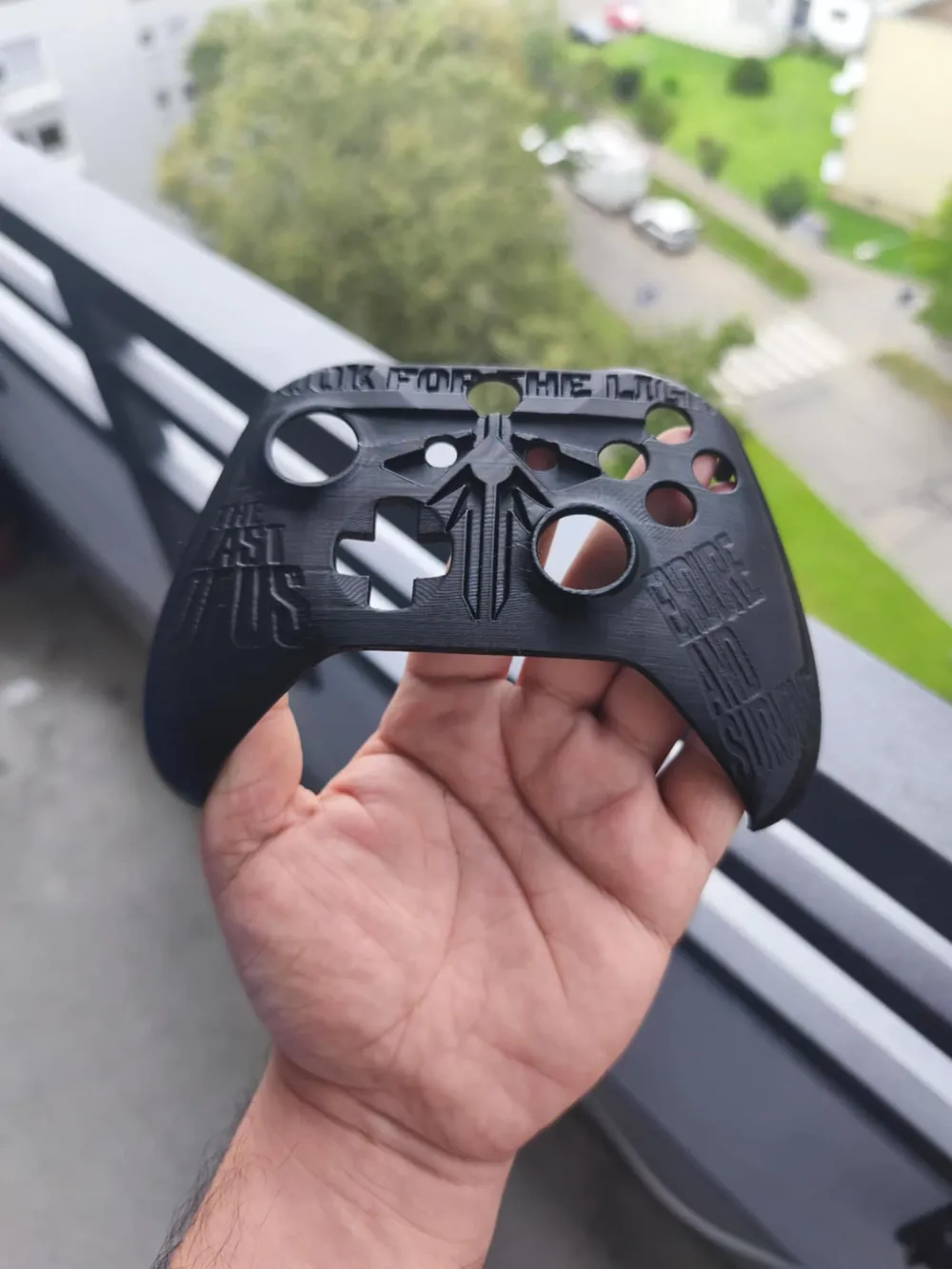 The Last of Us-Xbox One S/X -Faceplate Color NOAMS by DonDraq MakerWorld: Download Free 3D Models