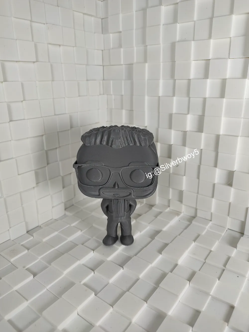 Funko men with suit by Silverbwoy - MakerWorld