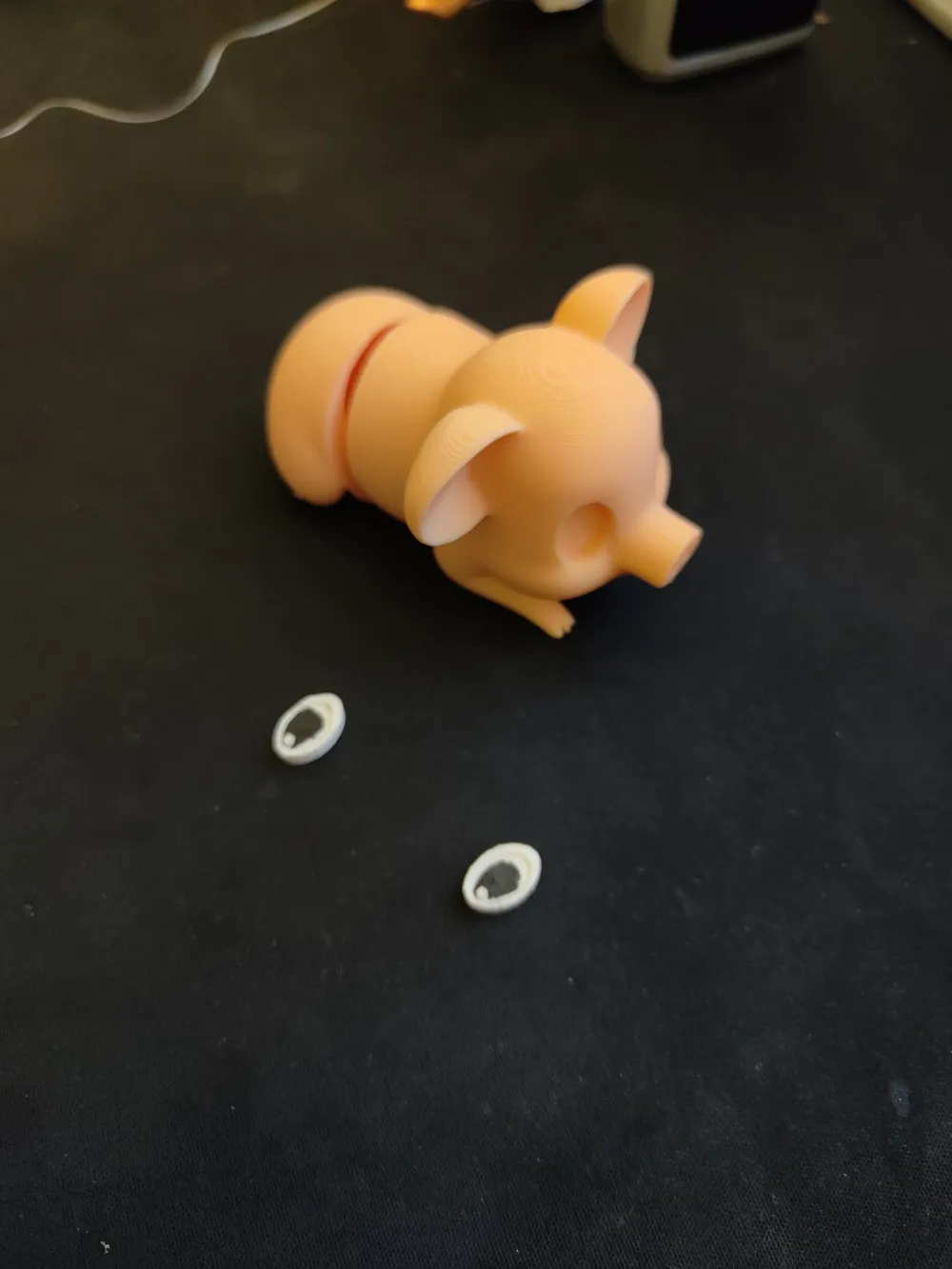 mini Articulated Pig with Swappable Eyes by 🔥Bacongo3D🔥 MakerWorld ...