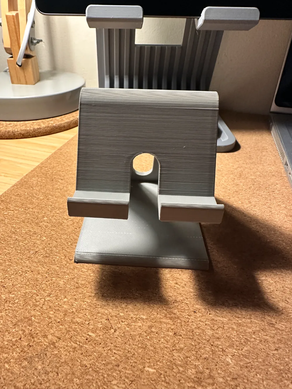 Phone Holder - Free 3D Print Model - MakerWorld