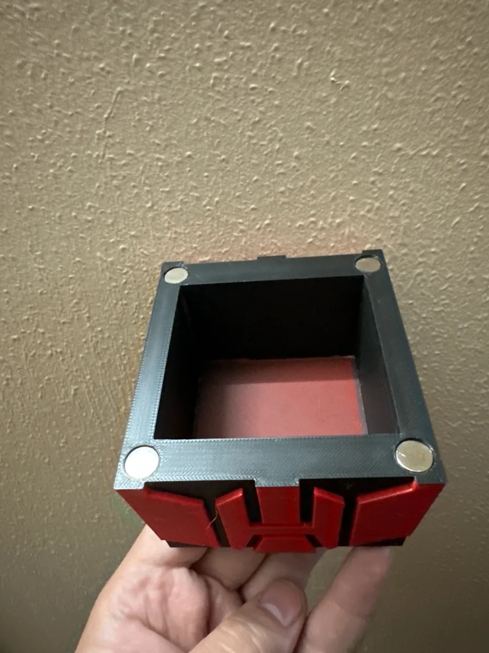 Transformers Autobots Commander Deck Box by Mforgeman - MakerWorld