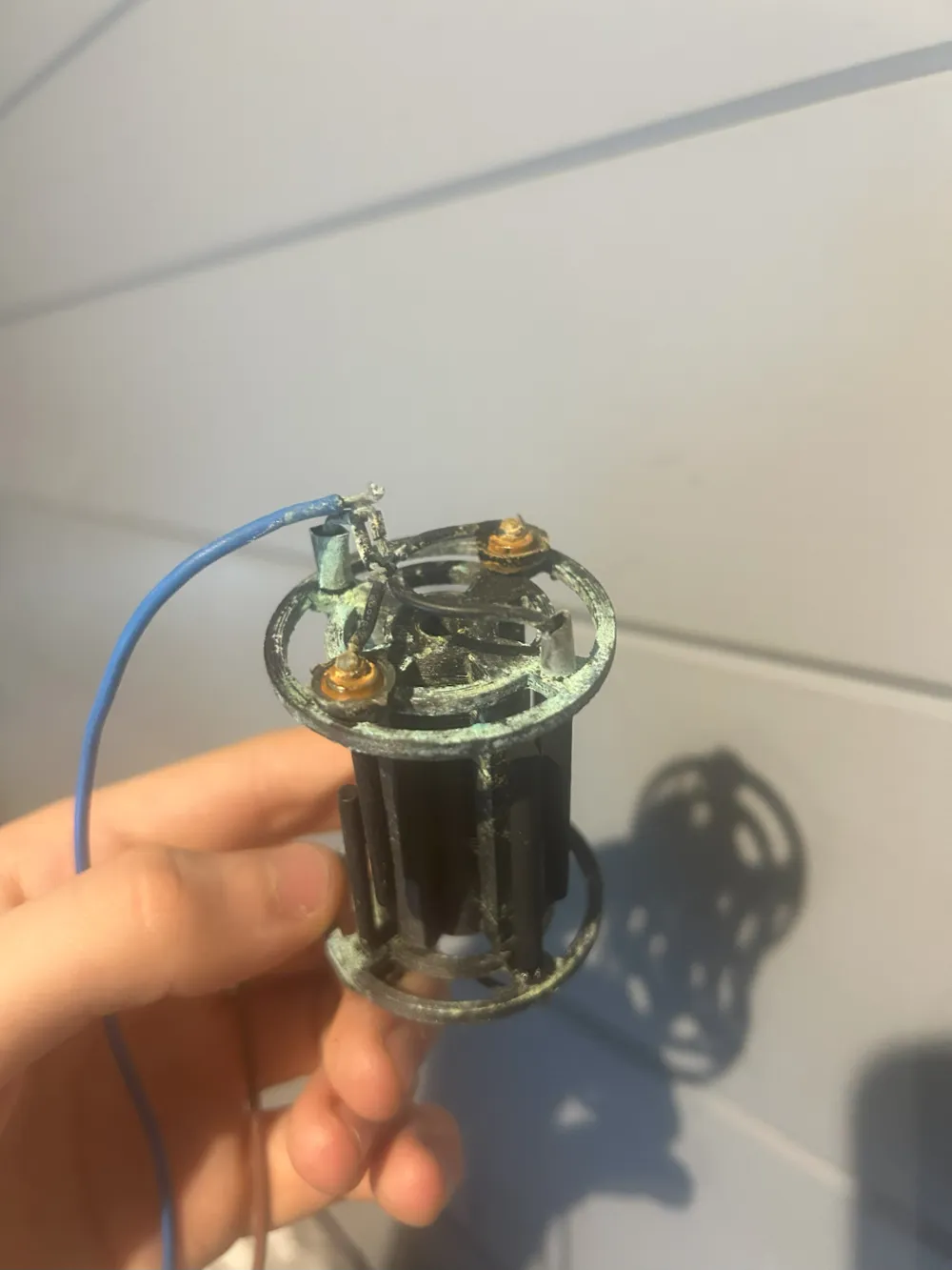 Graphite rod electrolysis holder by CCHK17 - MakerWorld
