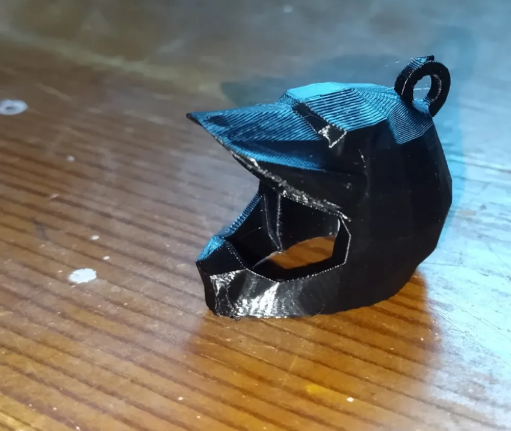 MX / Motocross Helmet - Keychain (low poly) by MiguelJasus - MakerWorld