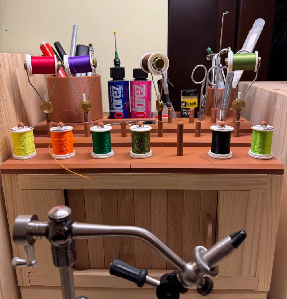 Fly Tying Bobbin and Tool Holder by Andrea Gasperetti - MakerWorld