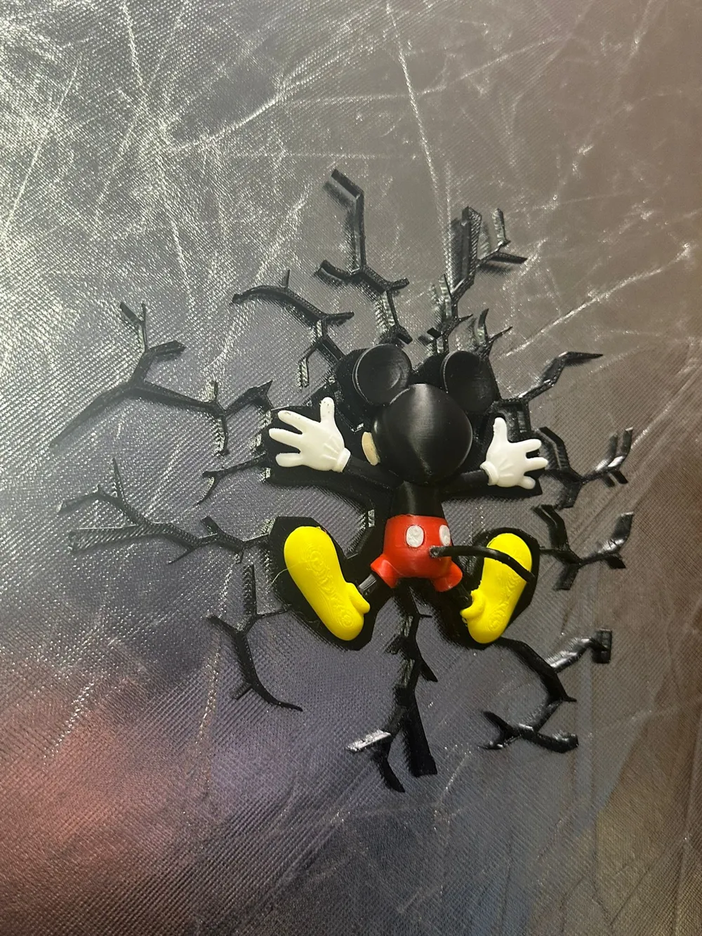 Mickey Mouse "Wall Crash"-Fake impact wall decal - Free 3D Print Model ...