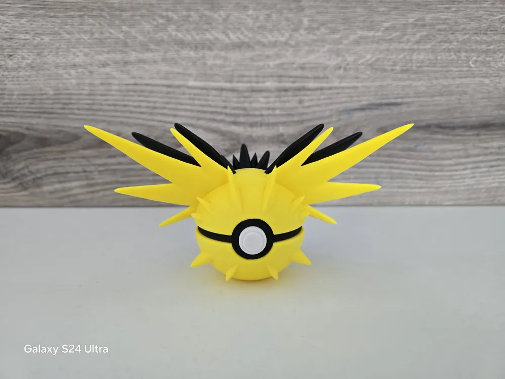 #0145 Zapdos Pokéball - Multiparts - Free 3D Print Model - MakerWorld