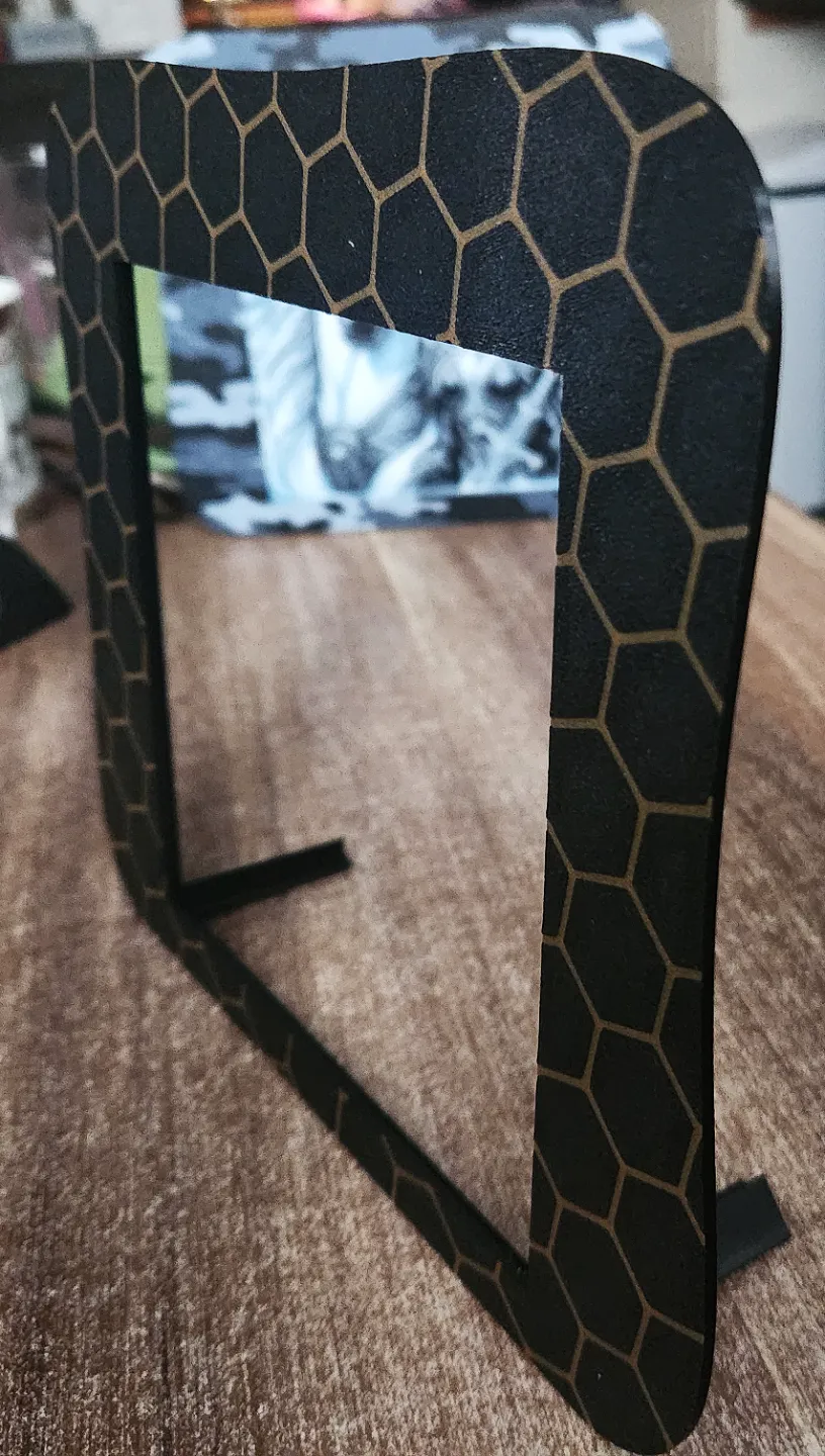Hueforge Frame 150x150 Hexagon Picture Frame by Calipitter - MakerWorld