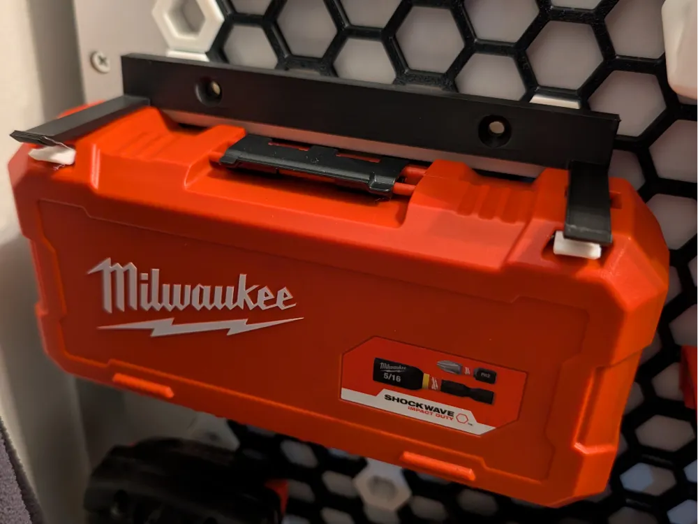 Milwaukee Bitcase Holder by Nightman - MakerWorld