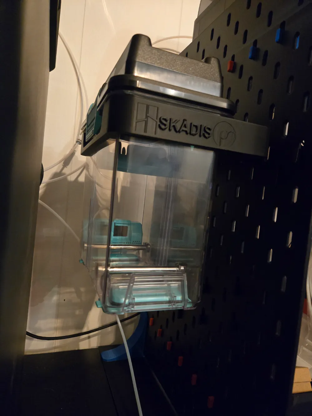 Polydryer Skadis mount Remixed by Roccobakke MakerWorld: Download Free 3D Models