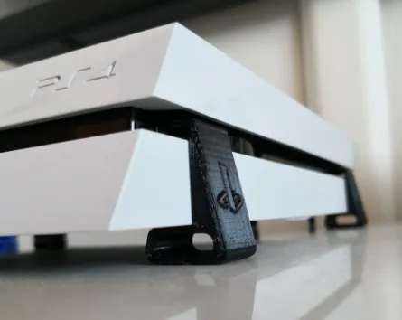 PS4 foot by EmaKralova - MakerWorld