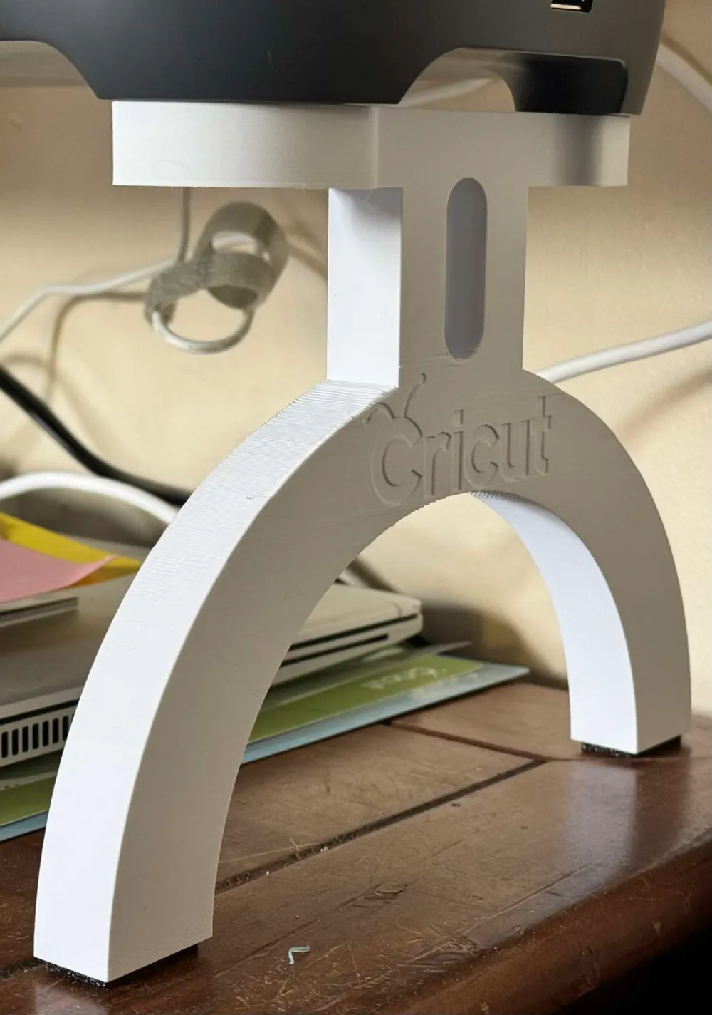 Cricut Maker Curved Stands With Logo Remixed by Faran3D MakerWorld ...