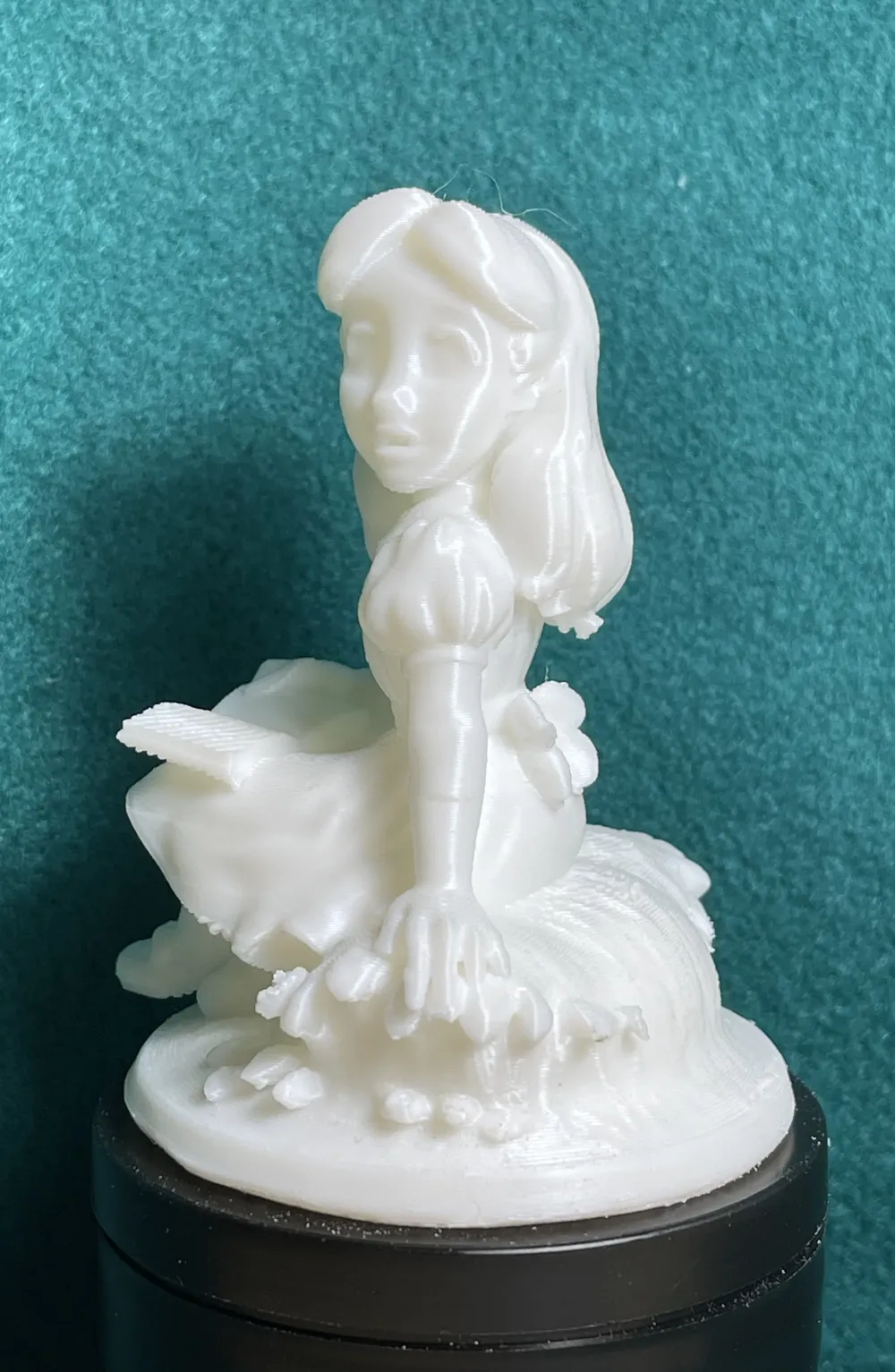 Alice Wonderland Series 2 ~ Alice Spots a Rabbit - Free 3D Print Model ...