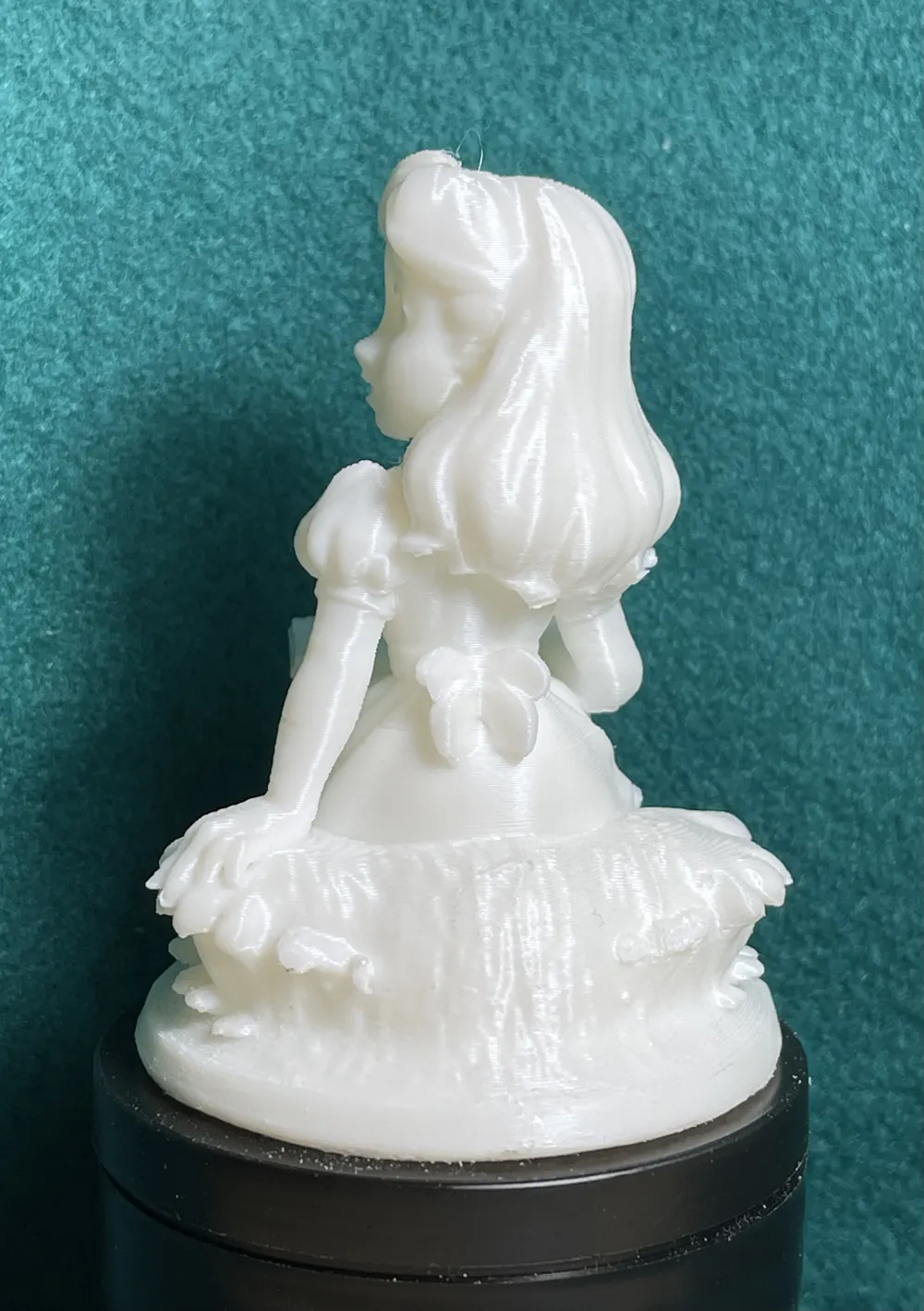 Alice Wonderland Series 2 ~ Alice Spots a Rabbit - Free 3D Print Model ...