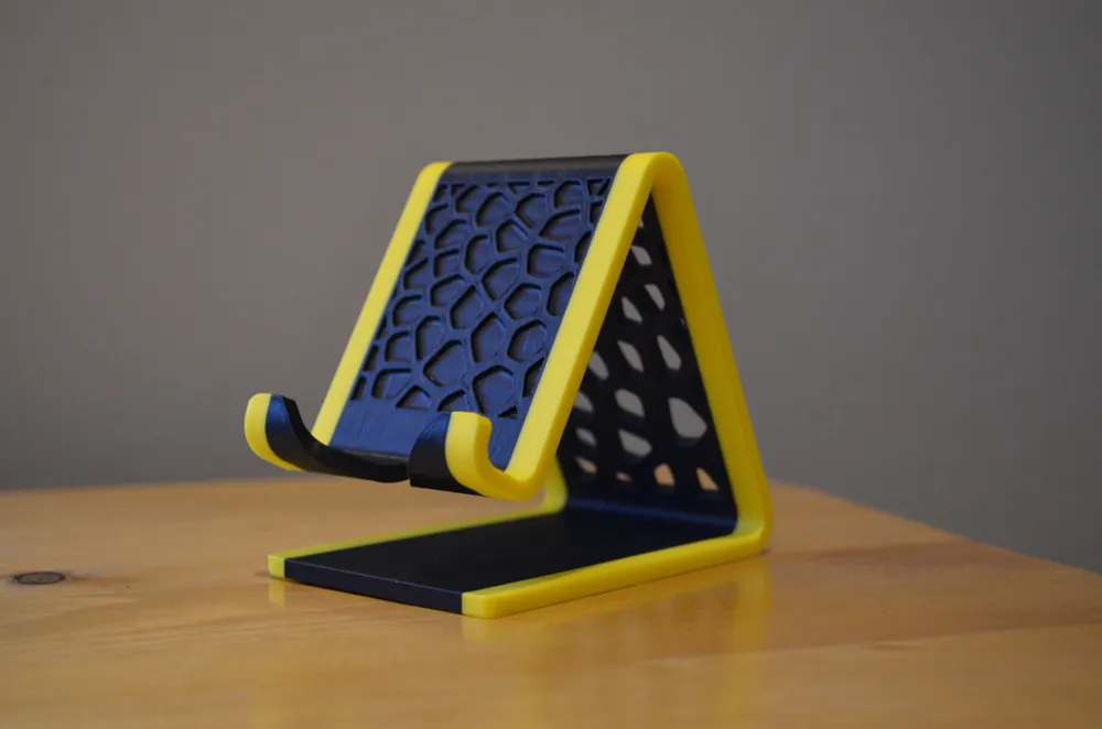 Voronoi Mobile Phone Stand V3 (No supports!) by Epiales - MakerWorld