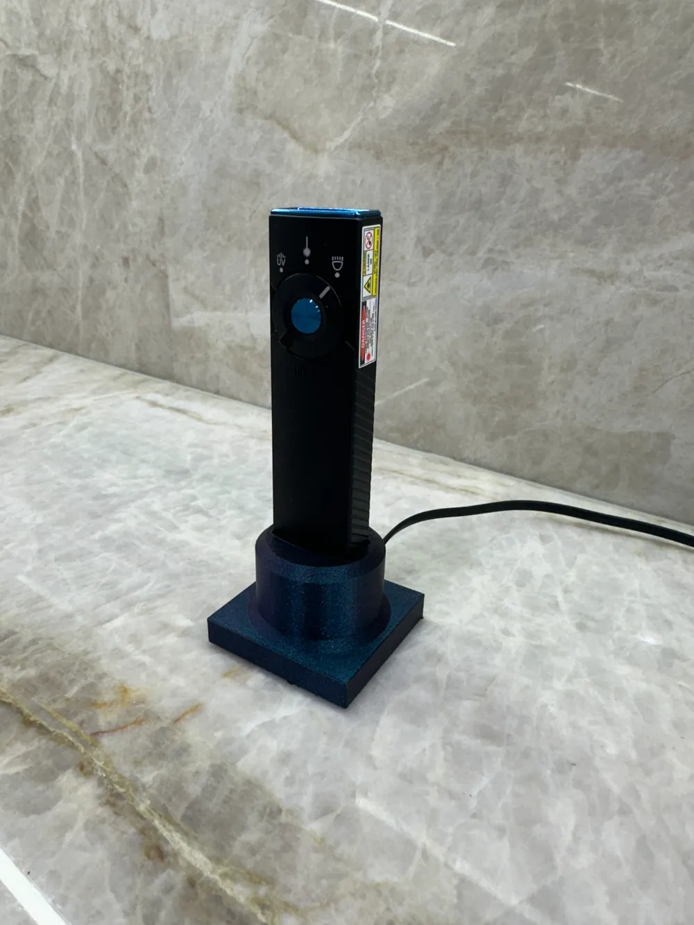 Arkfeld Pro Charger Stand by JSK3 - MakerWorld