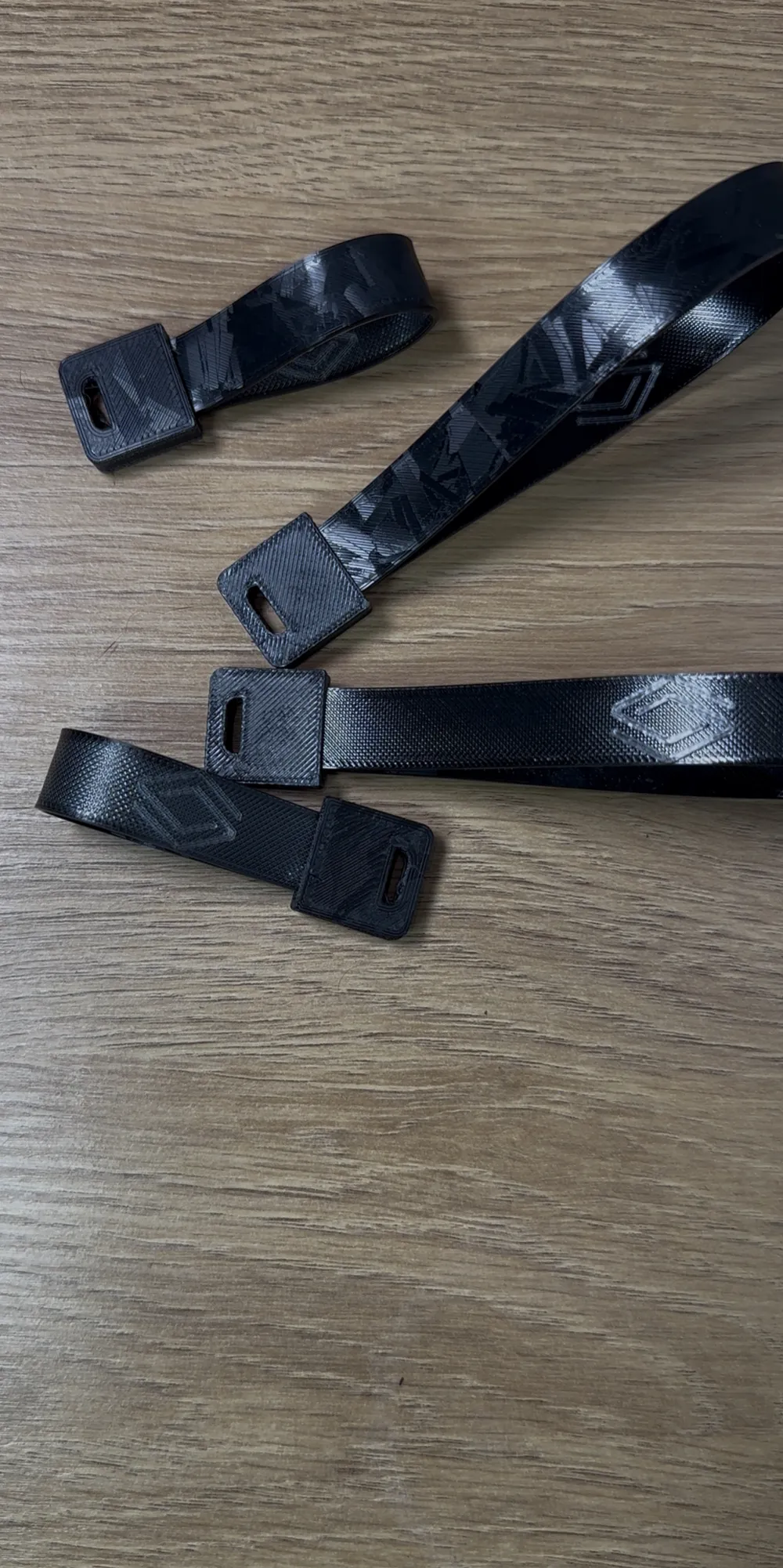 TPU Renault Logo Keychain - Free 3D Print Model - MakerWorld