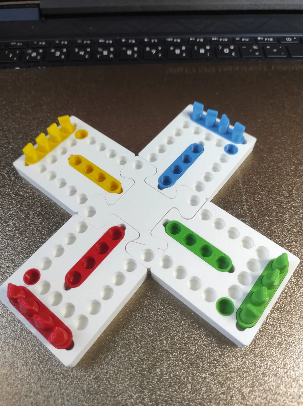 Travel board ludo games - Free 3D Print Model - MakerWorld