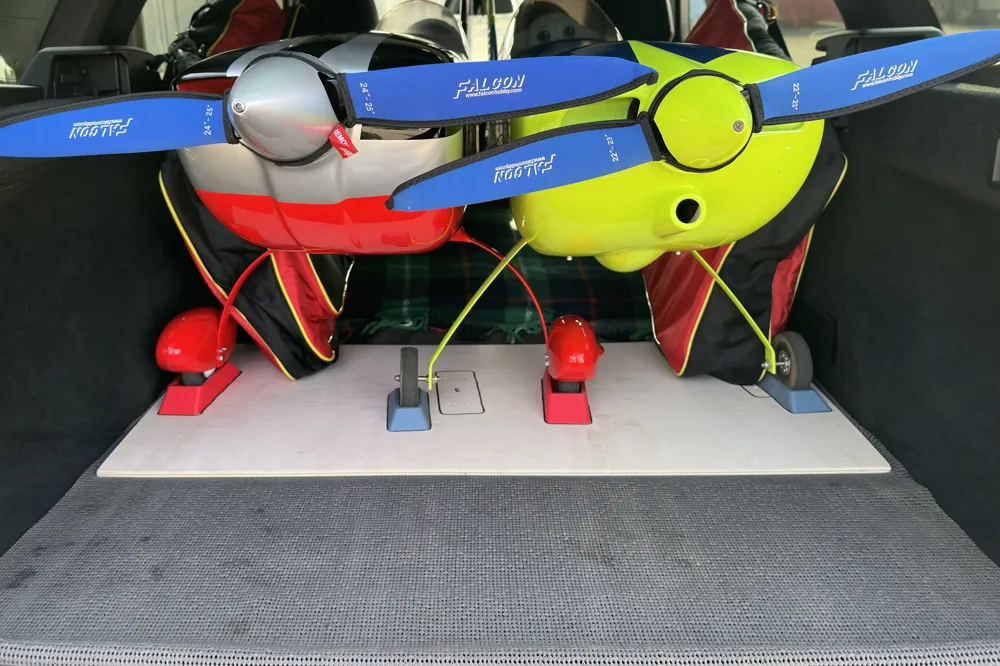 Pilot RC Extra330SX 90" 运输轮挡 - 免费 3D 打印模型 - MakerWorld