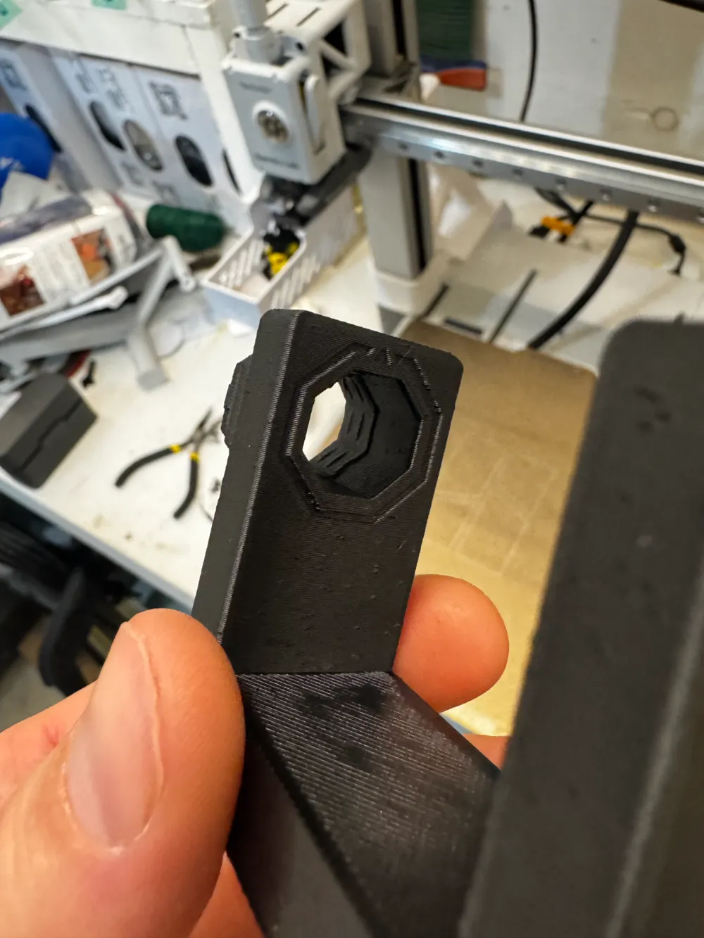 Multiboard Dewalt Level Mount - Free 3D Print Model - MakerWorld