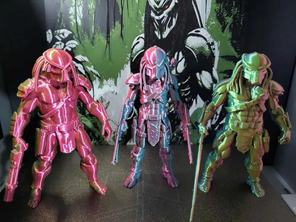 Predator with Spear Figure by Random3D MakerWorld: Download Free 3D Models