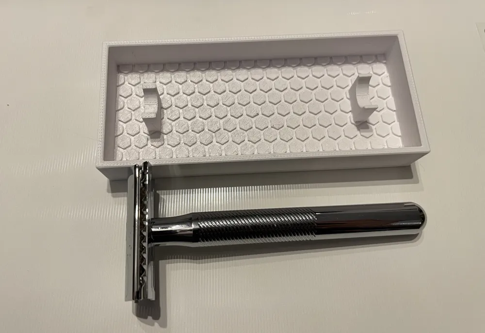 King C. Gillette - Safety Razor Rest - Free 3D Print Model - MakerWorld