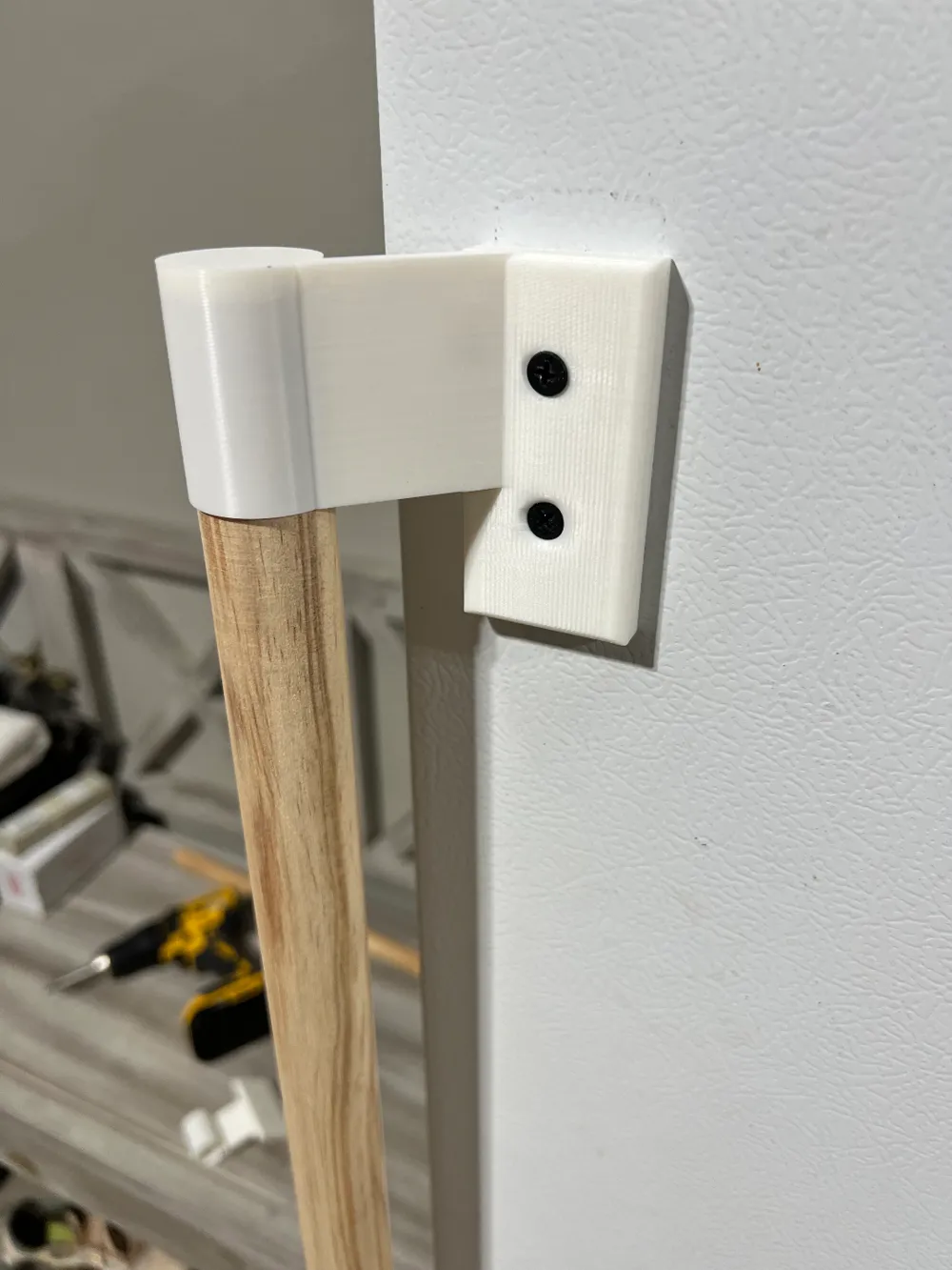 Front Mount Refrigerator Handle Brackets by TechCowboy - MakerWorld