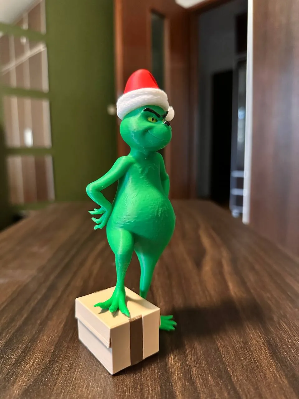 The Grinch Mini Figurine – Multi-Color no AMS by margaritka.bo ...