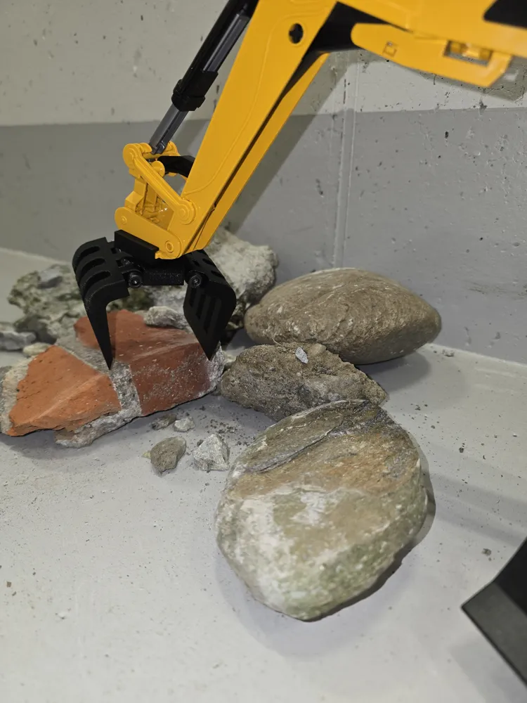 Sorting Grab for Cat Bruder Excavator - Free 3D Print Model - MakerWorld