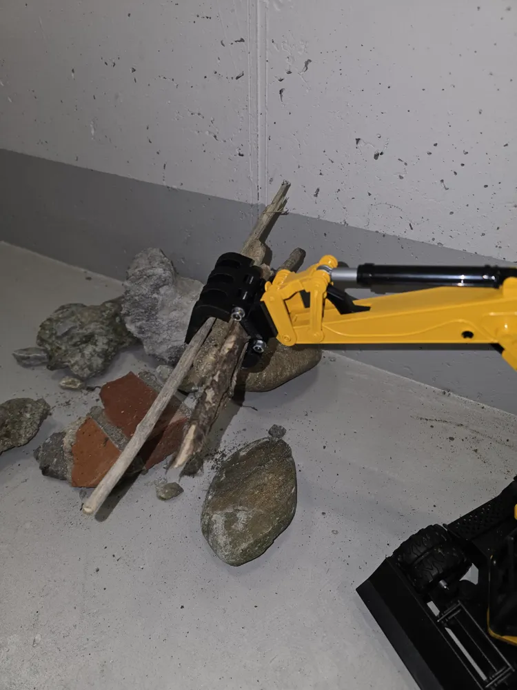 Sorting Grab for Cat Bruder Excavator - Free 3D Print Model - MakerWorld