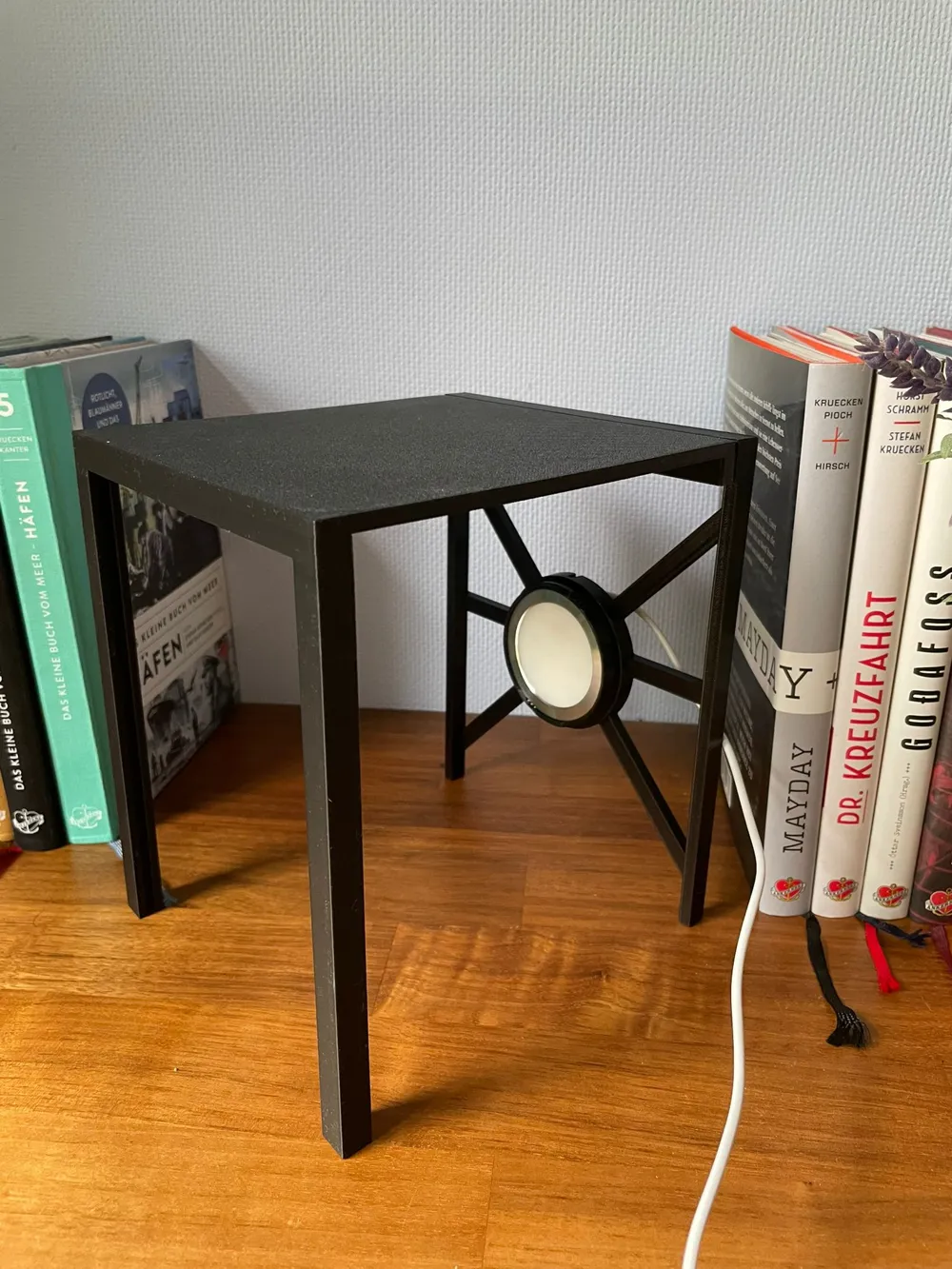 HueForge Book Nook Lightbox by FelixS MakerWorld: Download Free 3D Models