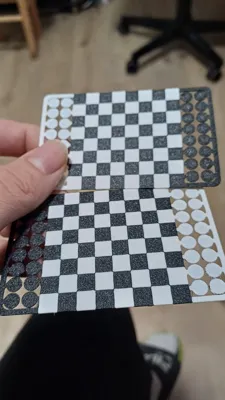 Wallet-Sized Chess Set by farinha - MakerWorld