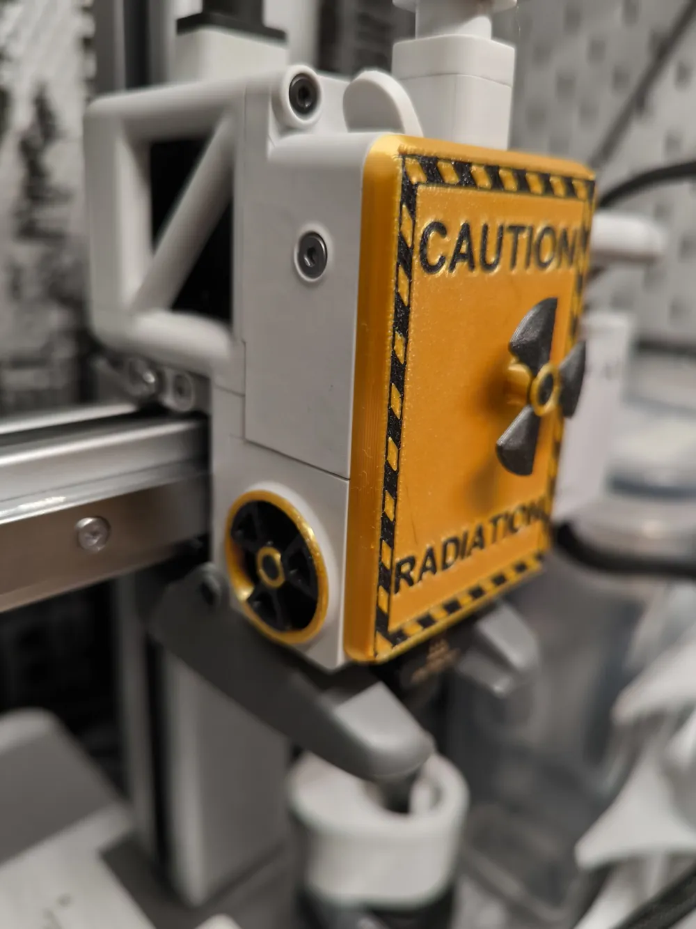 A1/A1 mini extruder cover. Radiation hazard - Free 3D Print Model ...