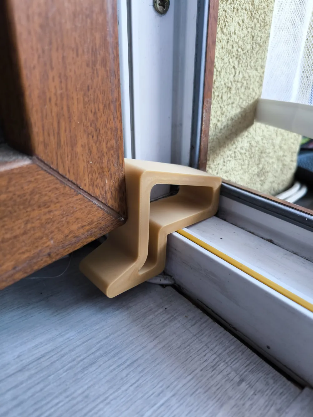Balcony Door Stopper V2 by Getprinted3D MakerWorld: Download Free 3D Models