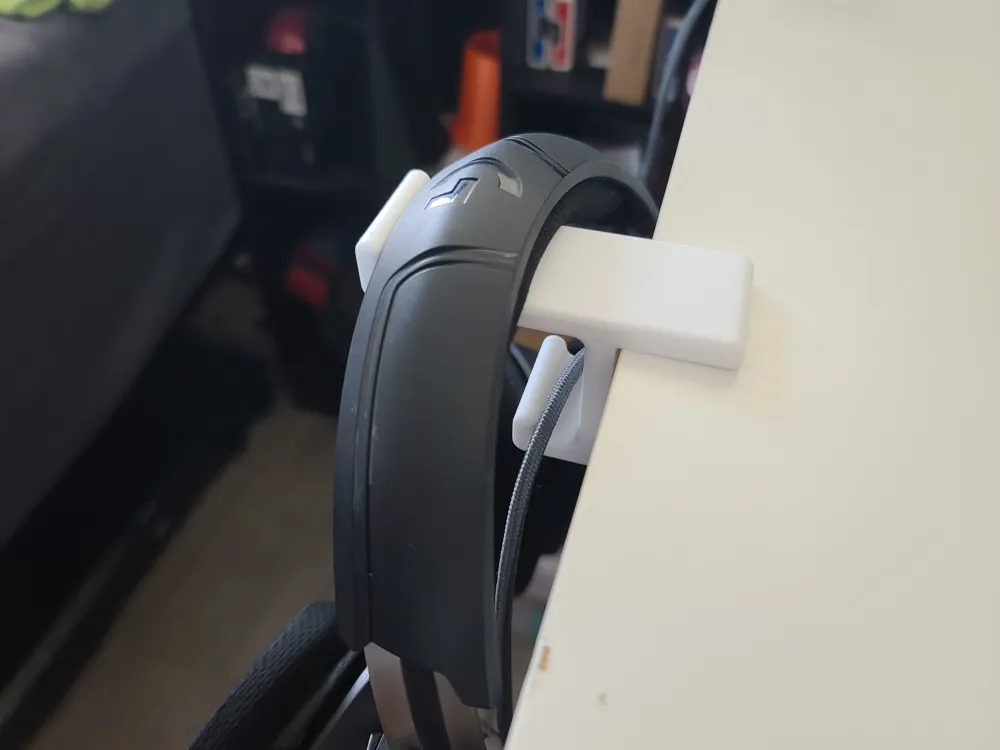 Headphone Hanger for IKEA Linnmon Desk by MeminAndWheelin MakerWorld ...