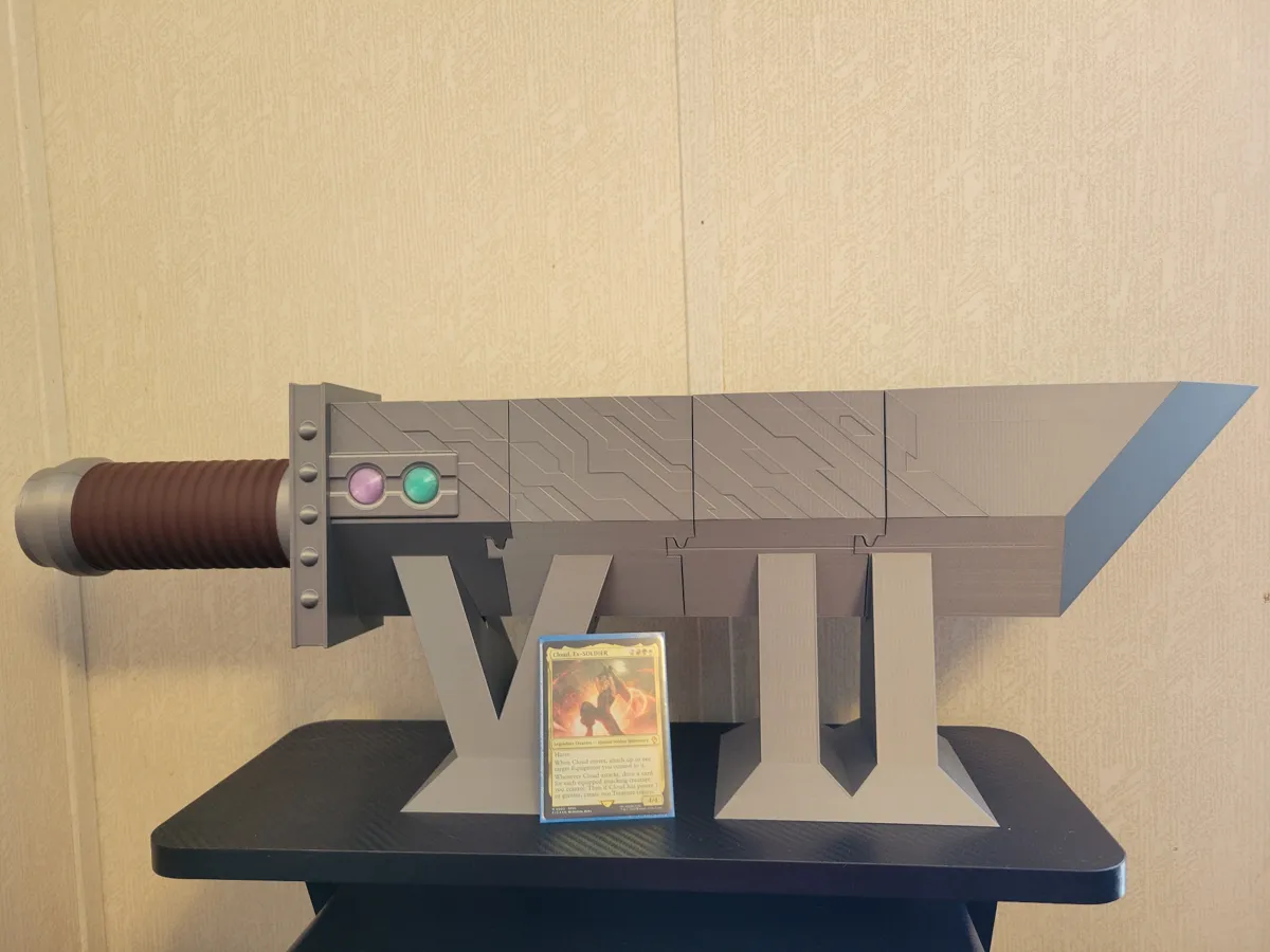 FF7 Buster Sword MTG Deckbox/Dice/PlaymatHolder V3 by Dr_EGfish MakerWorld: Download Free 3D Models