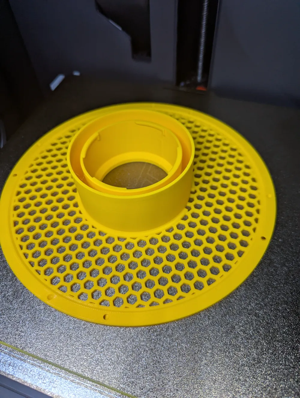 Bambu lab refill spool - Free 3D Print Model - MakerWorld