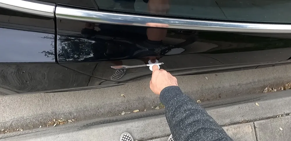 Tesla Model 3 & Y door handle ring pull by Just Invented It - MakerWorld