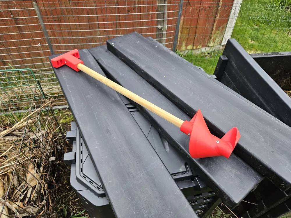 Compost aerator/turner by The Ingenious Tinkerer MakerWorld: Download ...