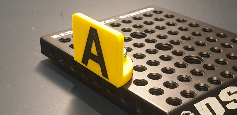 CAMERA TAG FOR 1/4 INCH SCREW - Free 3D Print Model - MakerWorld