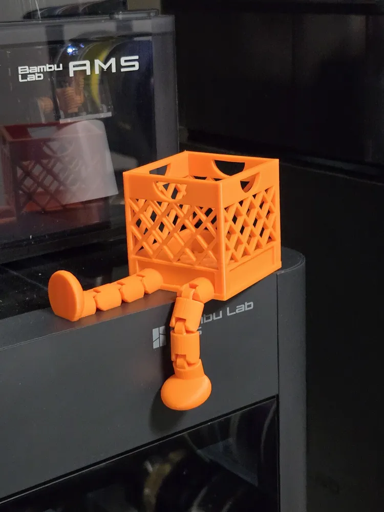 Crate with legs - Free 3D Print Model - MakerWorld
