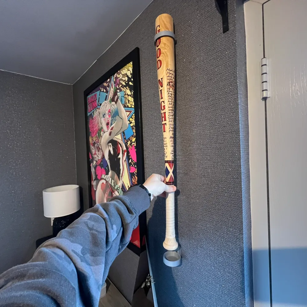 Baseball Bat Wall Mount by Xander Designs - MakerWorld
